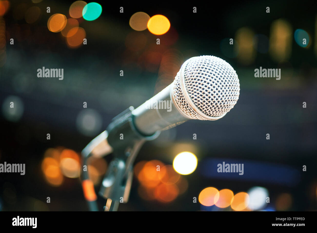Microphone lights hi-res stock photography and images - Alamy