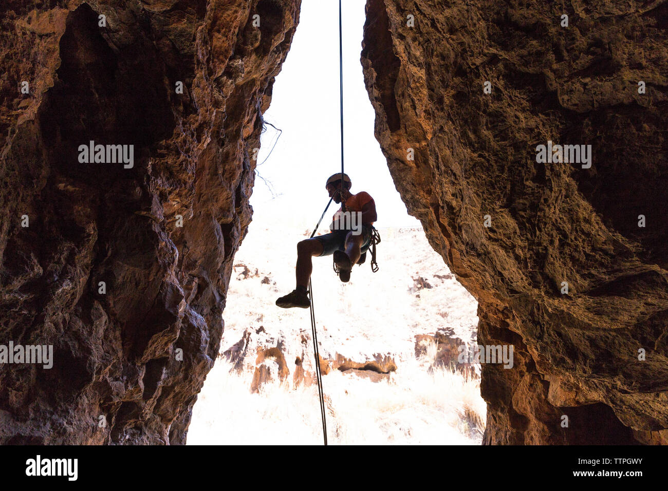 Hanging rope hi-res stock photography and images - Alamy