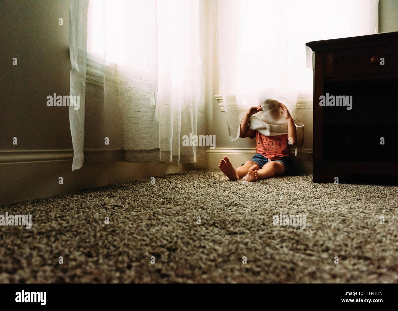 Happy hiding hi-res stock photography and images - Alamy