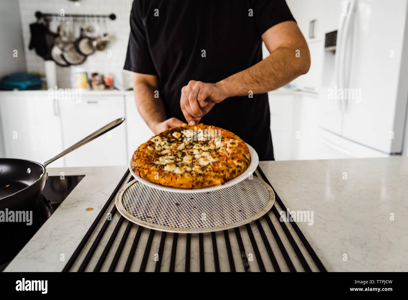 Plating preparation hi-res stock photography and images - Alamy