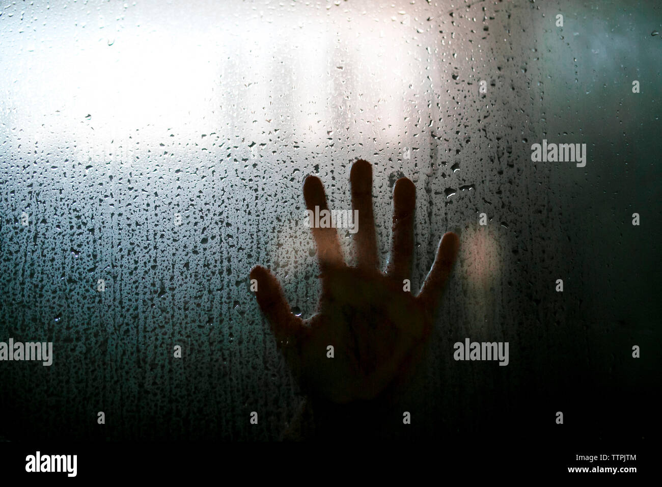 Wet glass hi-res stock photography and images - Alamy