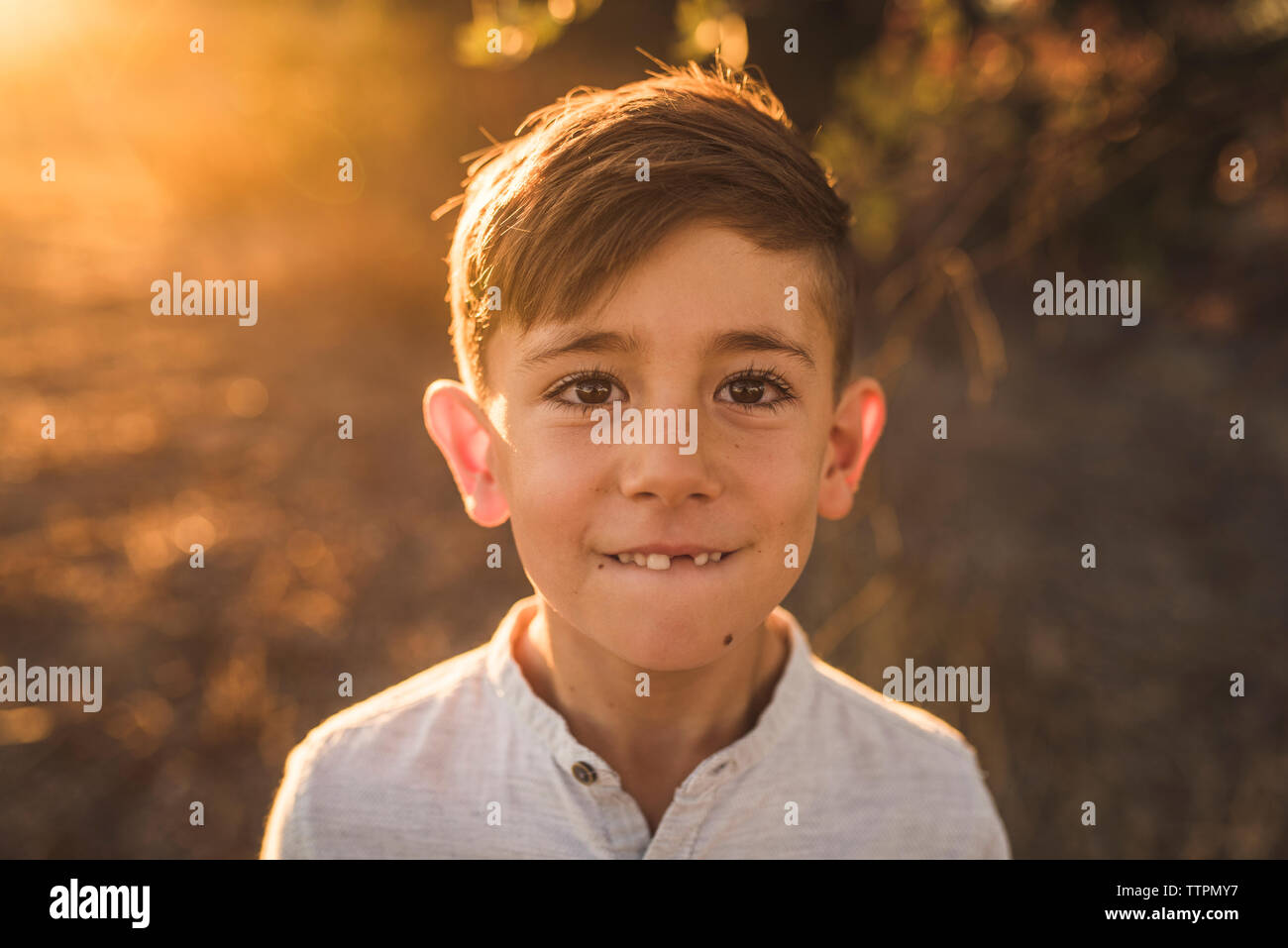 Portrait backlight hi-res stock photography and images - Alamy