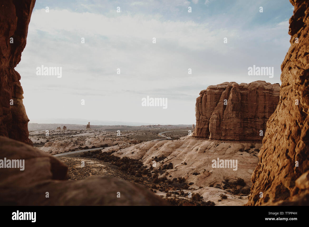 Desert sky with clouds hi-res stock photography and images - Alamy