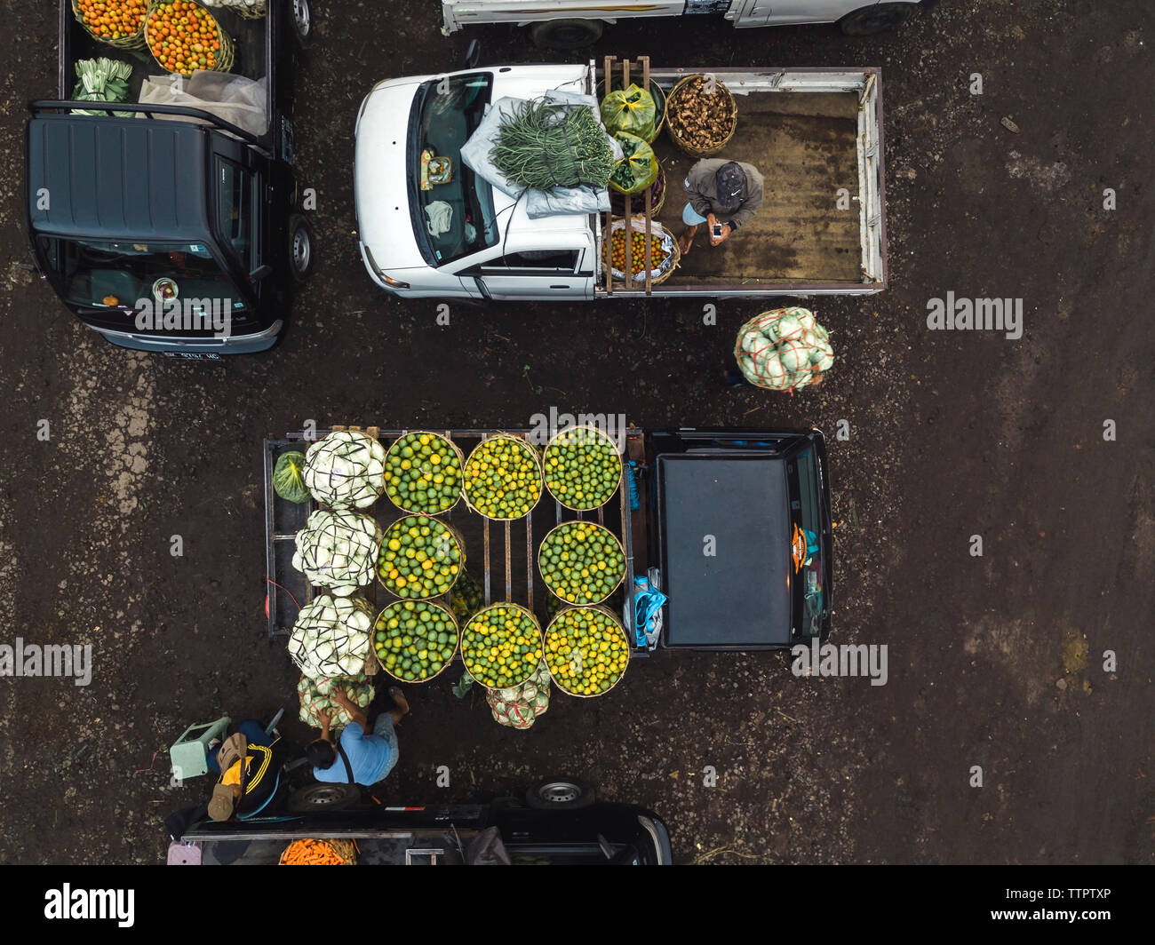 Large food market aerial hi-res stock photography and images - Alamy