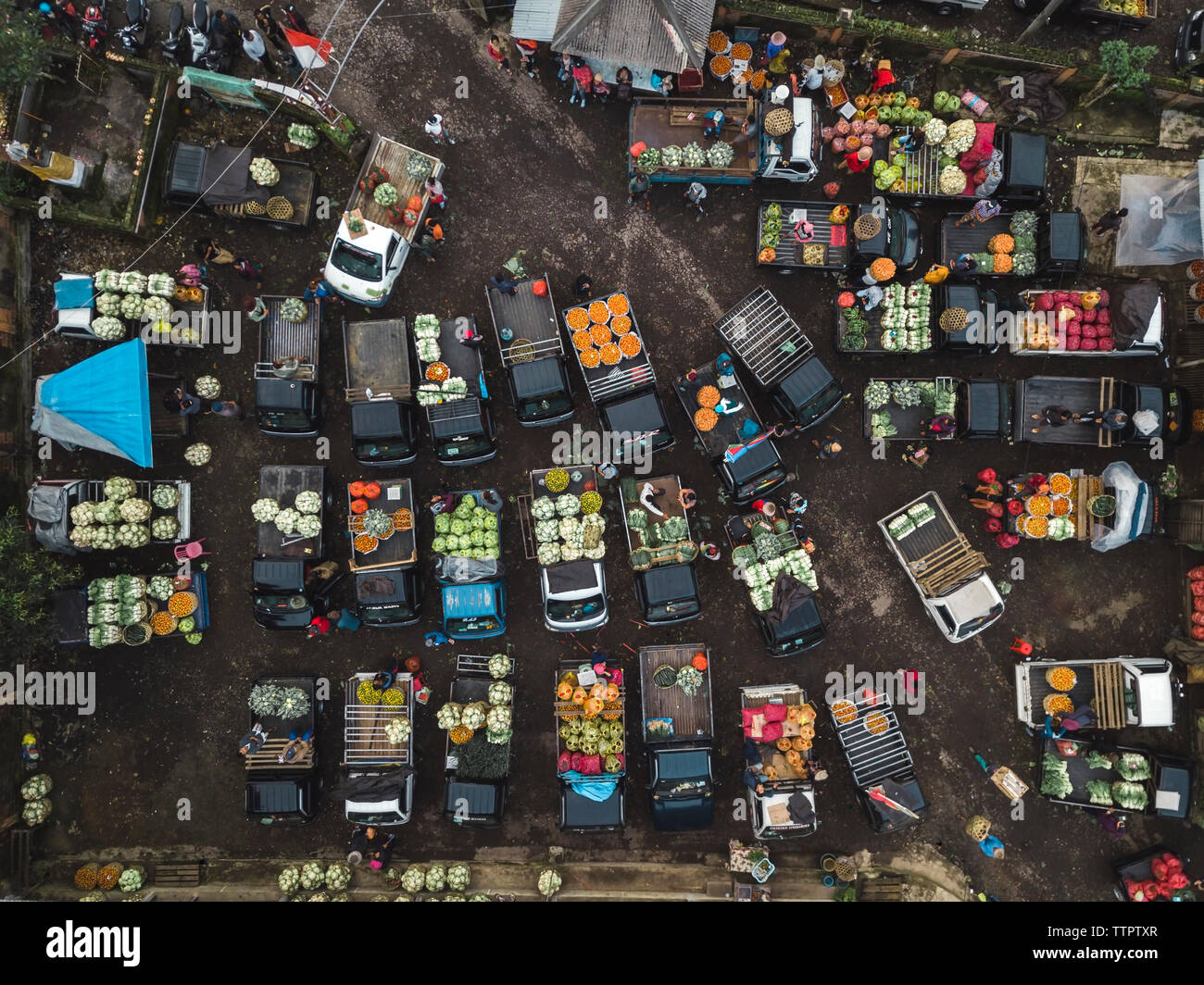Aerial view of fruit market Stock Photo - Alamy
