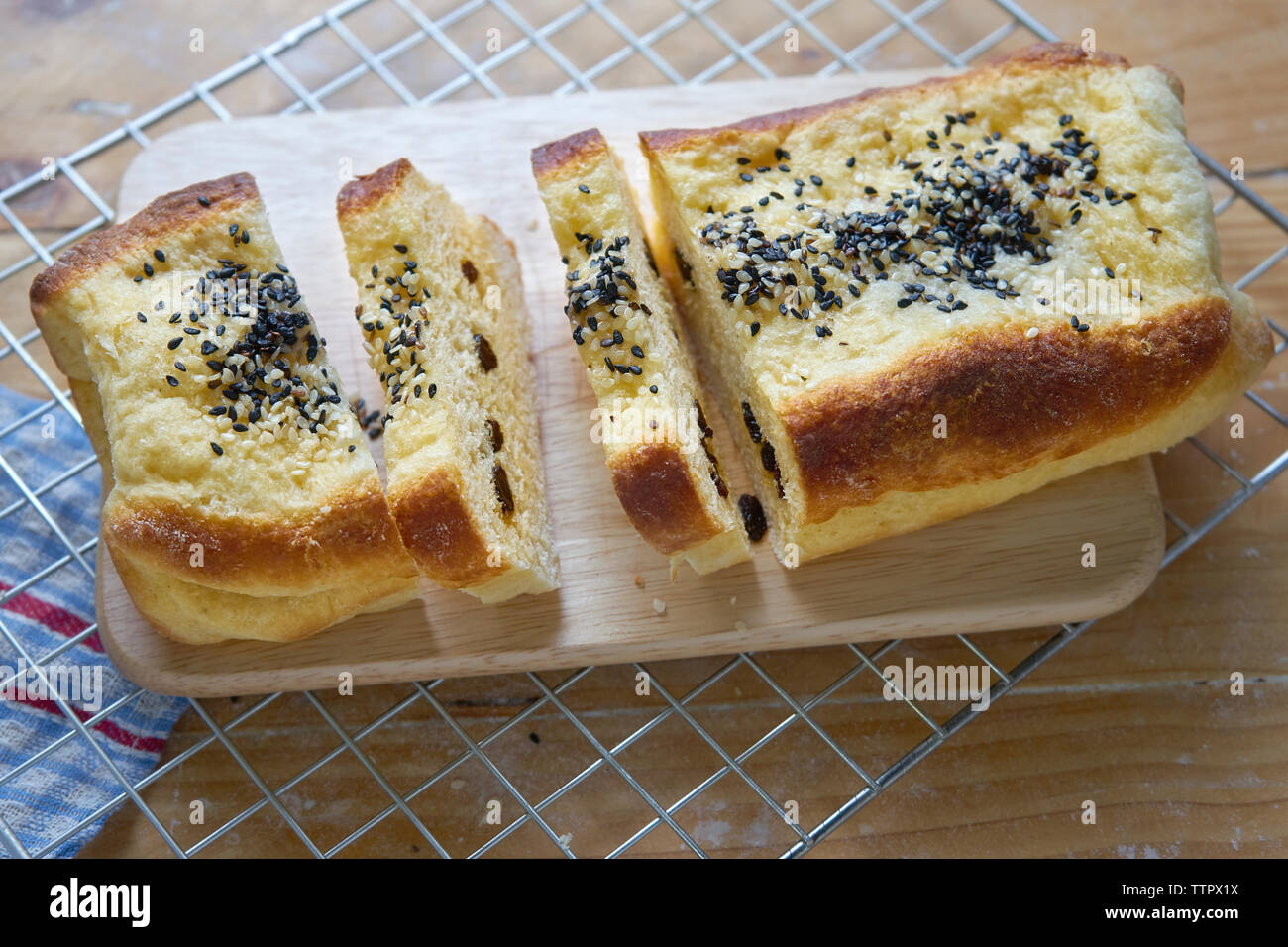 Counter board hi-res stock photography and images - Alamy