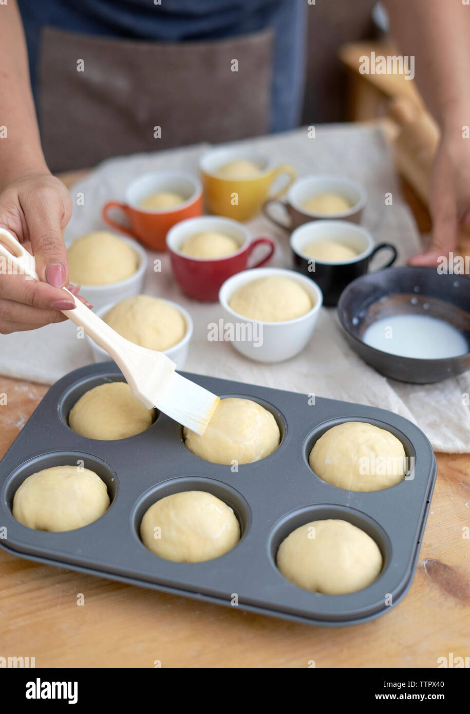 Food baking tray hi-res stock photography and images - Alamy