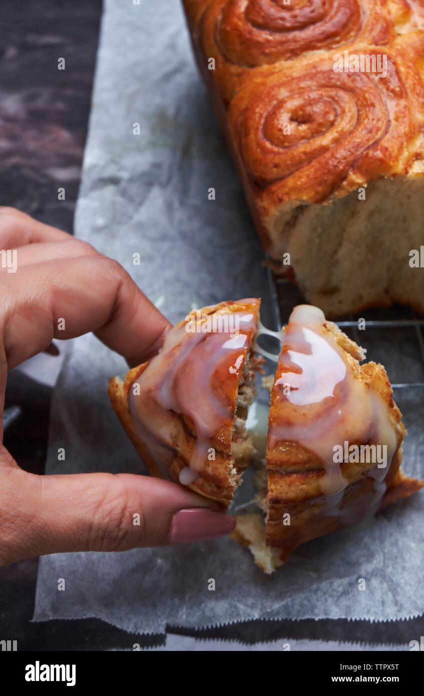 Hand picking up paper hi-res stock photography and images - Alamy