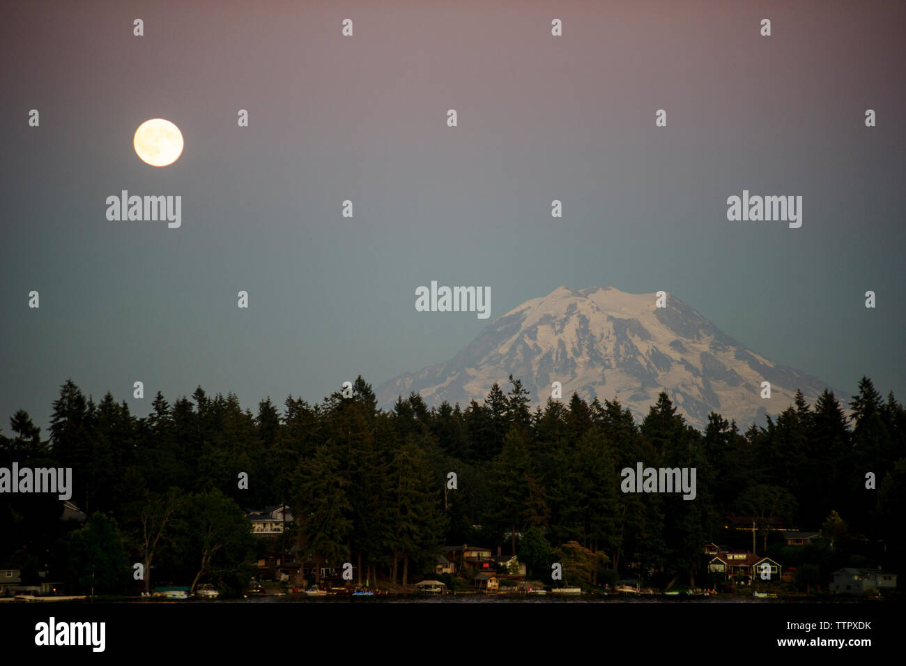 Shining Mountain High Resolution Stock Photography and Images - Alamy