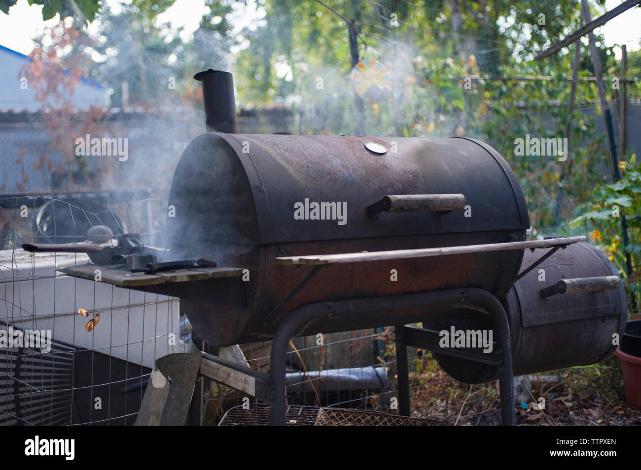 Barbecue in the forest hi-res stock photography and images - Alamy