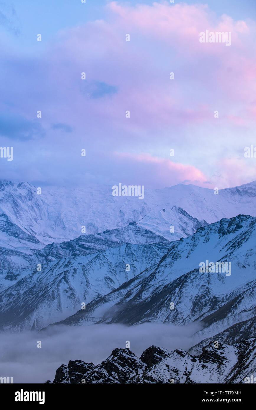 Himalayan sunset hi-res stock photography and images - Alamy
