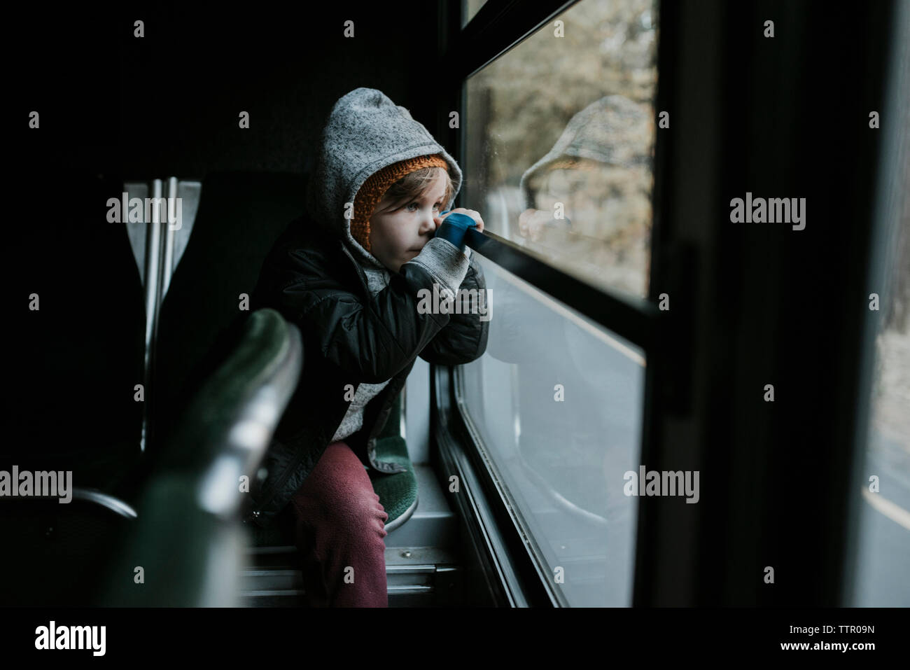 Boy front window bus hi-res stock photography and images - Alamy