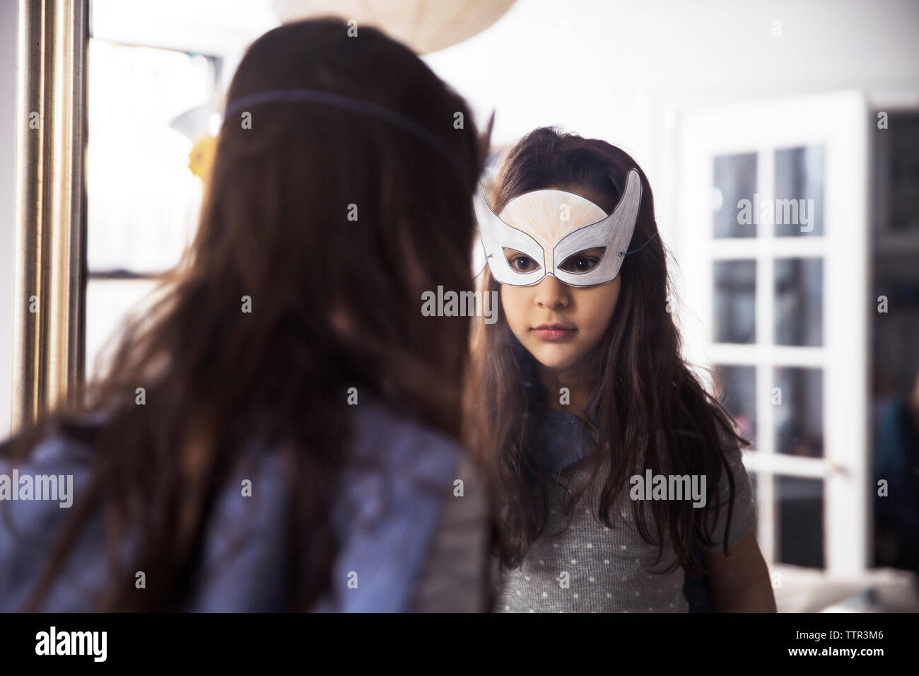 Mask in mirror hi-res stock photography and images - Alamy