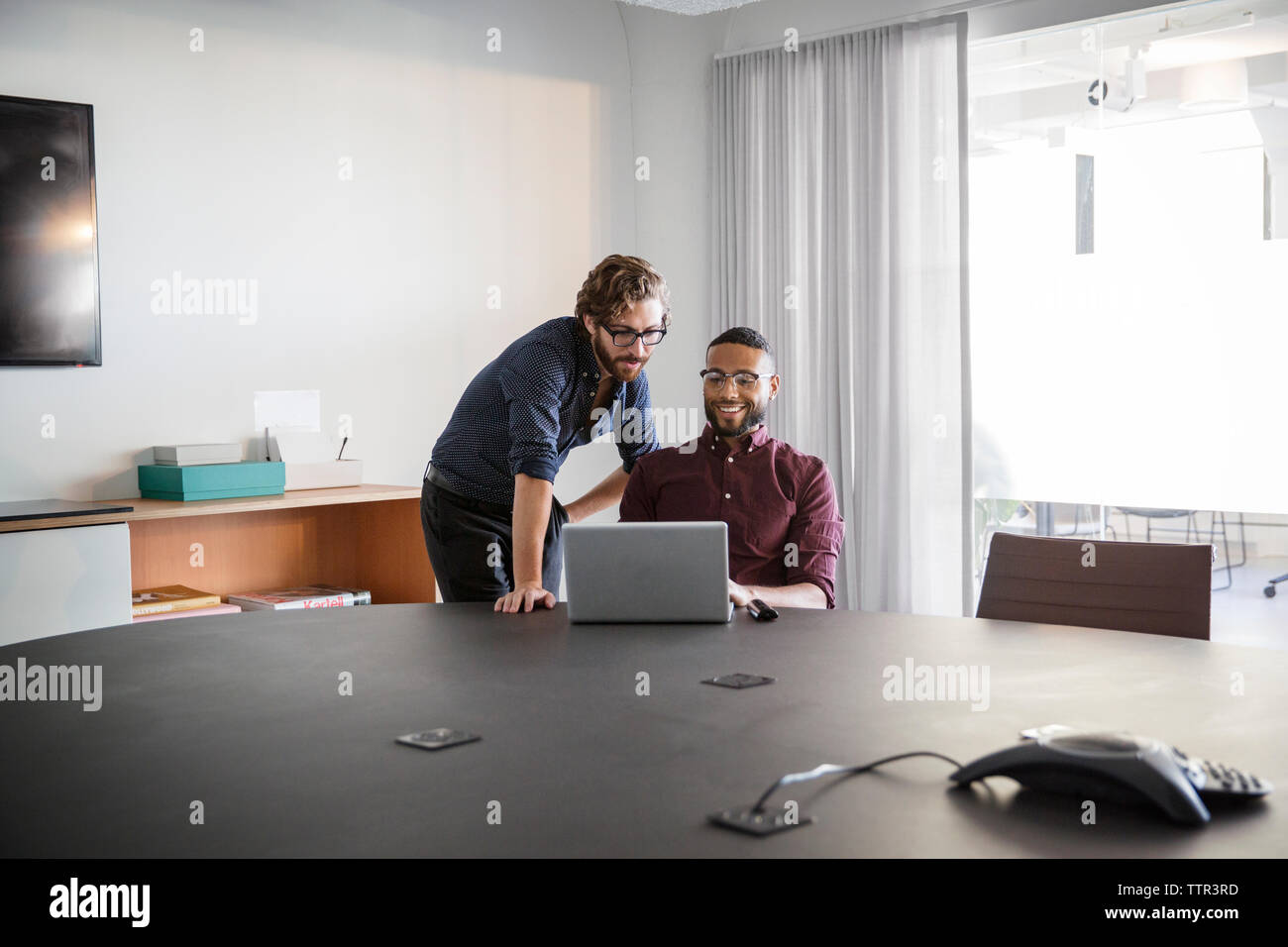 All male board room hi-res stock photography and images - Alamy