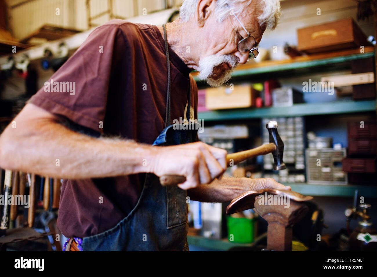 Metal shaping tool hi-res stock photography and images - Alamy