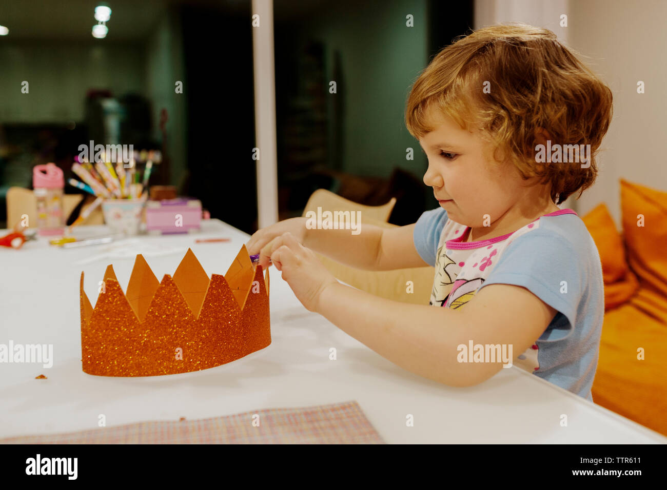 Preparation crown hi-res stock photography and images - Alamy