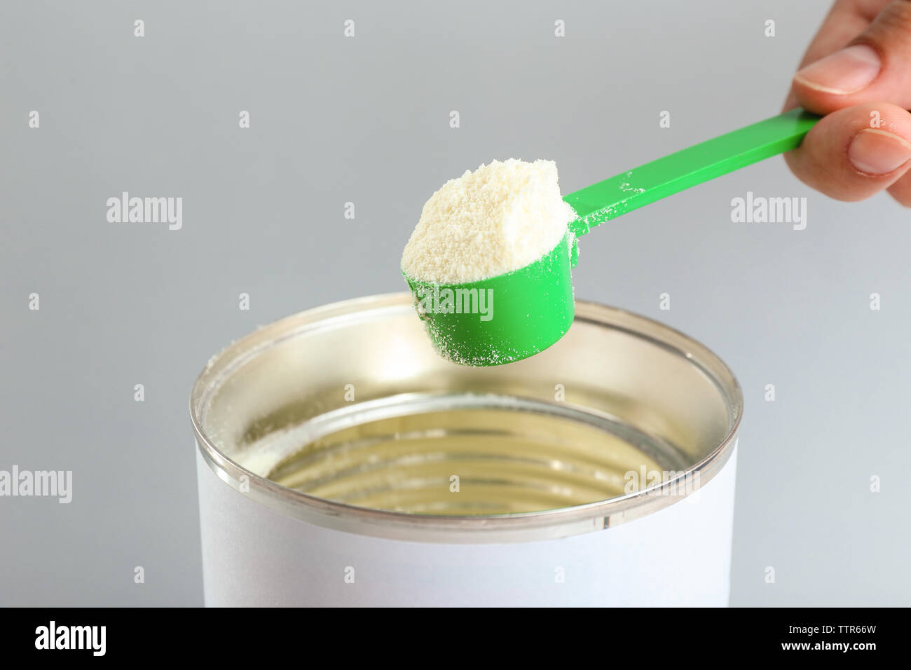 Mother prepare formula hi-res stock photography and images - Alamy