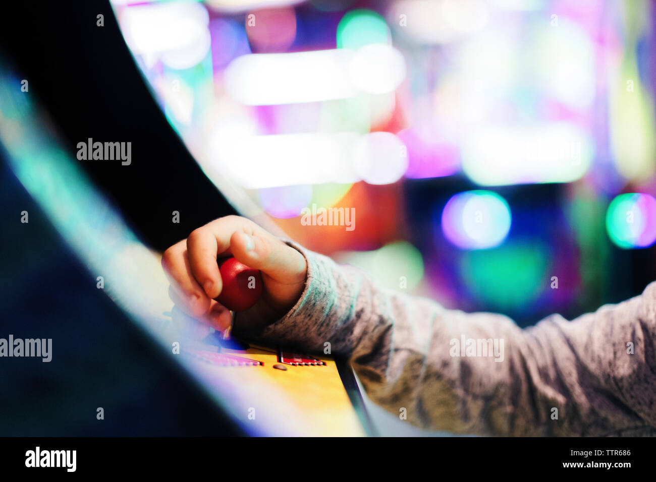 Hand game hi-res stock photography and images - Alamy