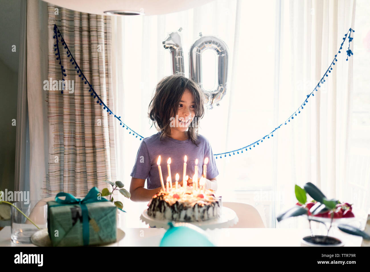 Happy birthday decorations hi-res stock photography and images - Alamy