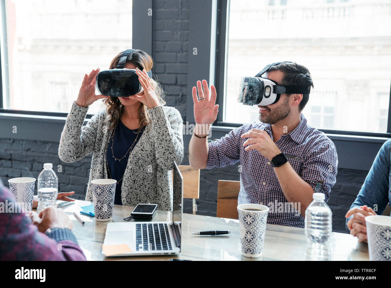 Laptop simulators hi-res stock photography and images - Alamy