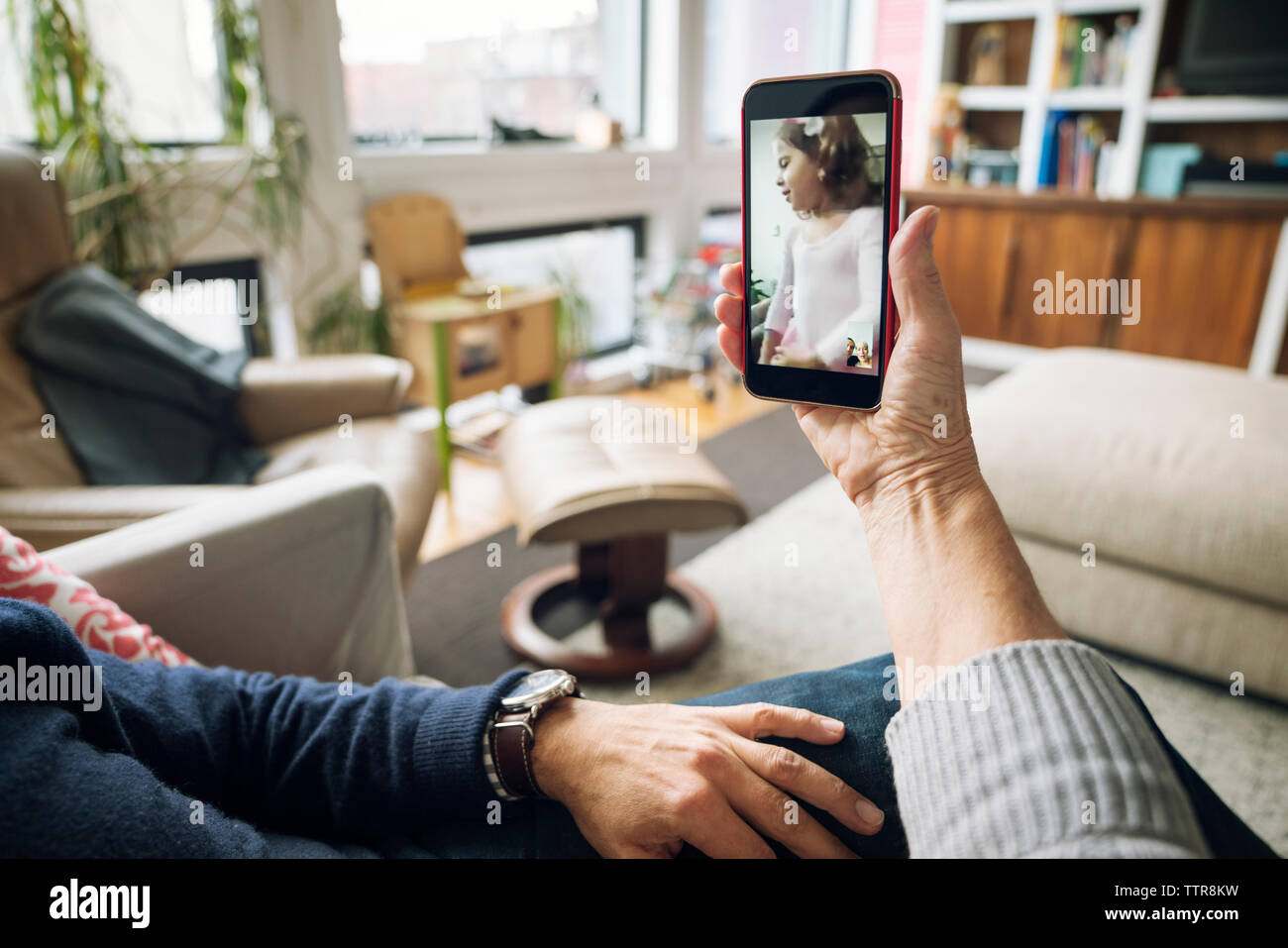 Video conferencing home hi-res stock photography and images - Alamy