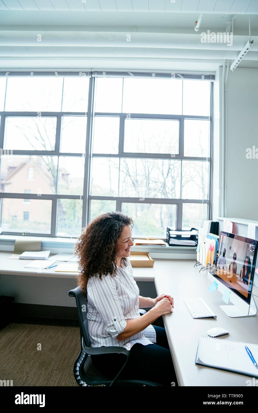 Video conferencing hi-res stock photography and images - Alamy
