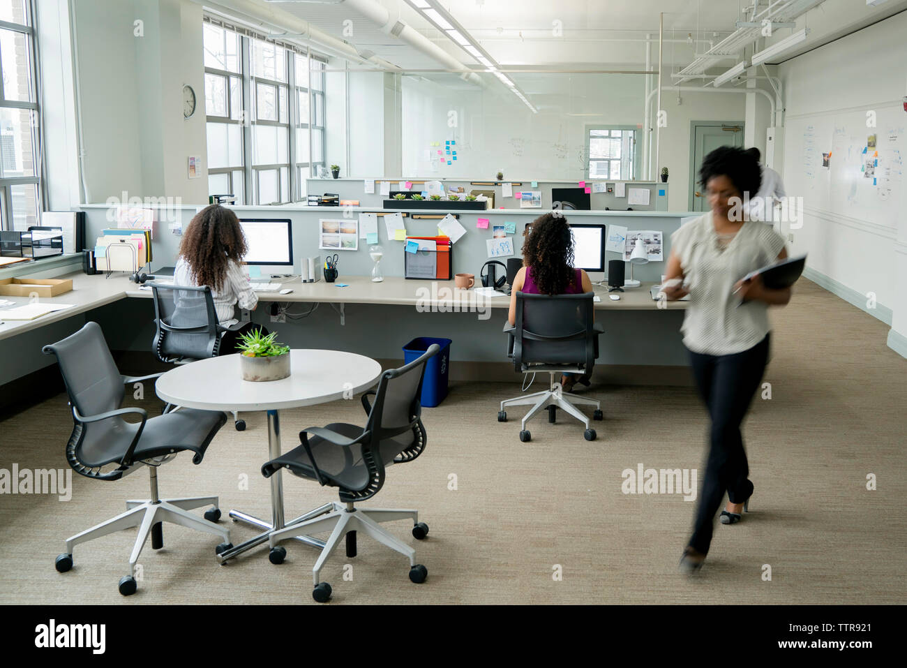 Walking desk hi-res stock photography and images - Alamy