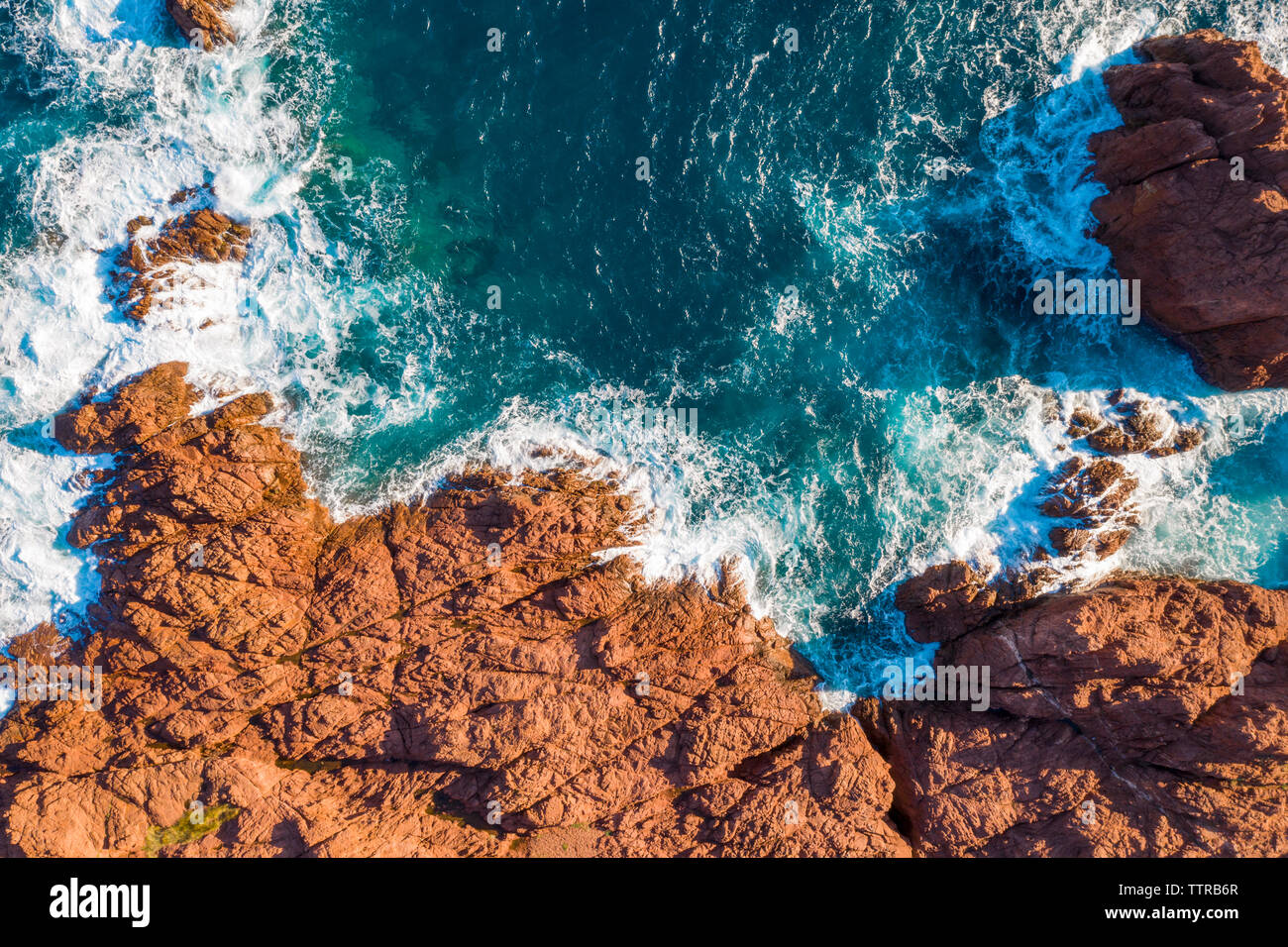 Overhead environment hi-res stock photography and images - Alamy