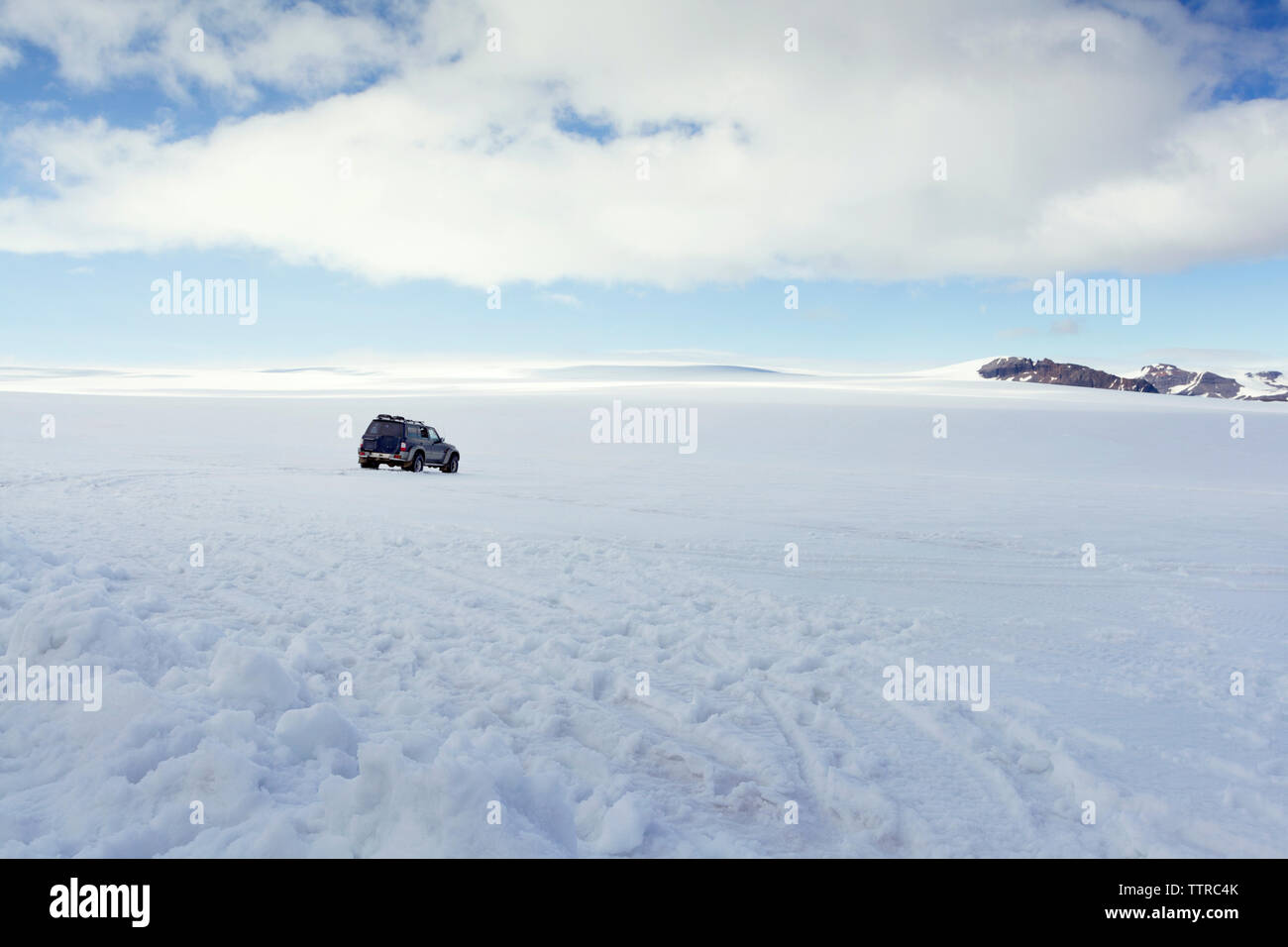Car in the sky hi-res stock photography and images - Alamy