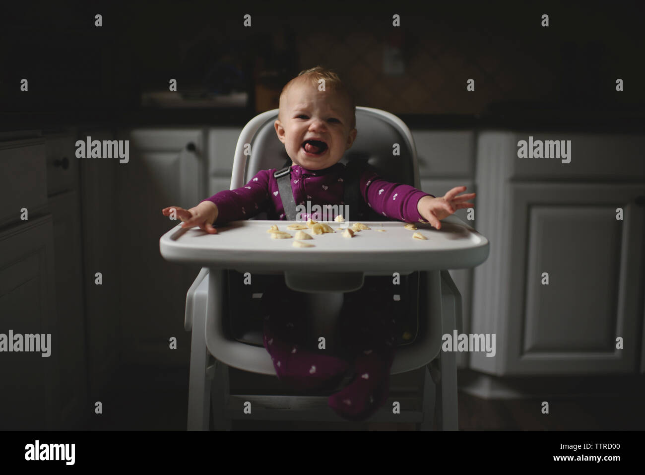 Crying portrait hi-res stock photography and images - Alamy