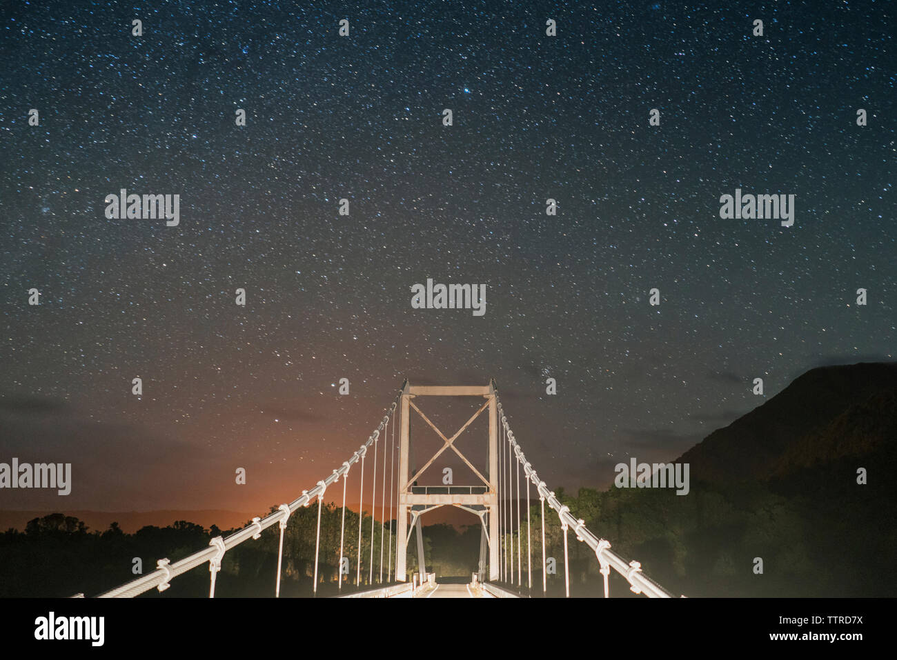 Stars bridge hi-res stock photography and images - Alamy