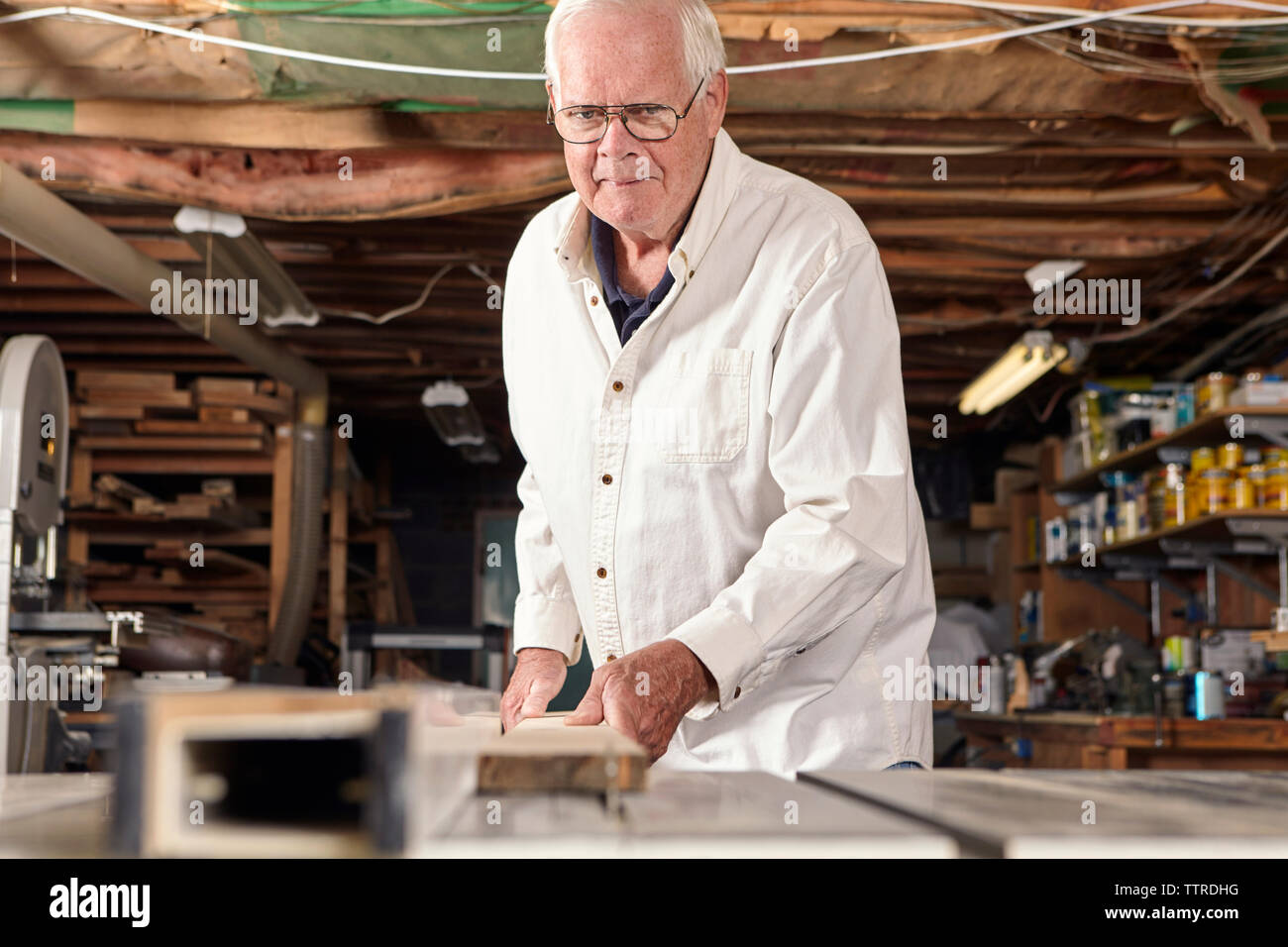 Small carpenter hi-res stock photography and images - Alamy