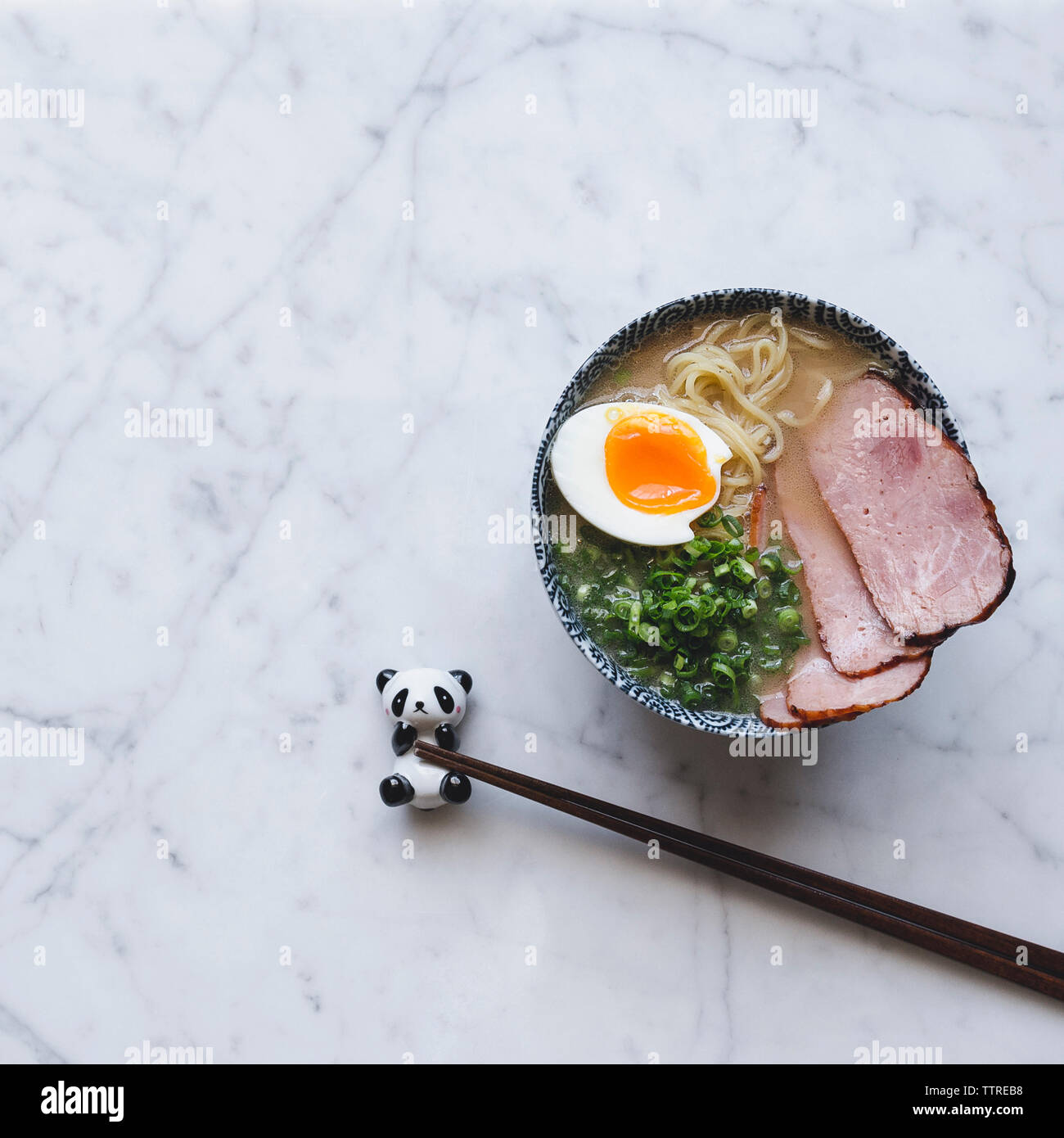 Ramen counter hi-res stock photography and images - Alamy