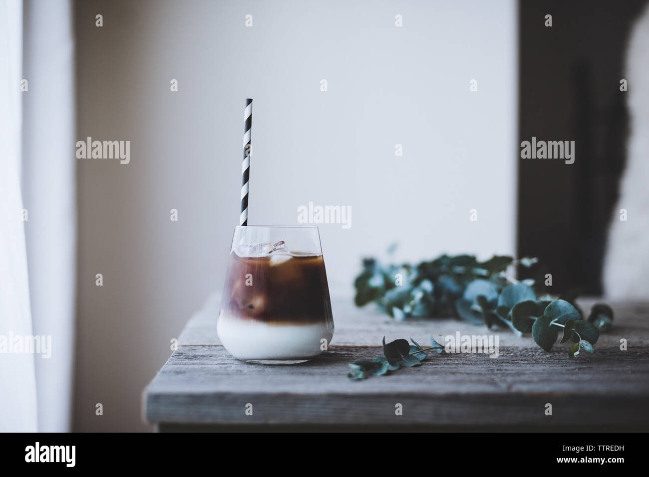 Iced coffee with straw hi-res stock photography and images - Alamy