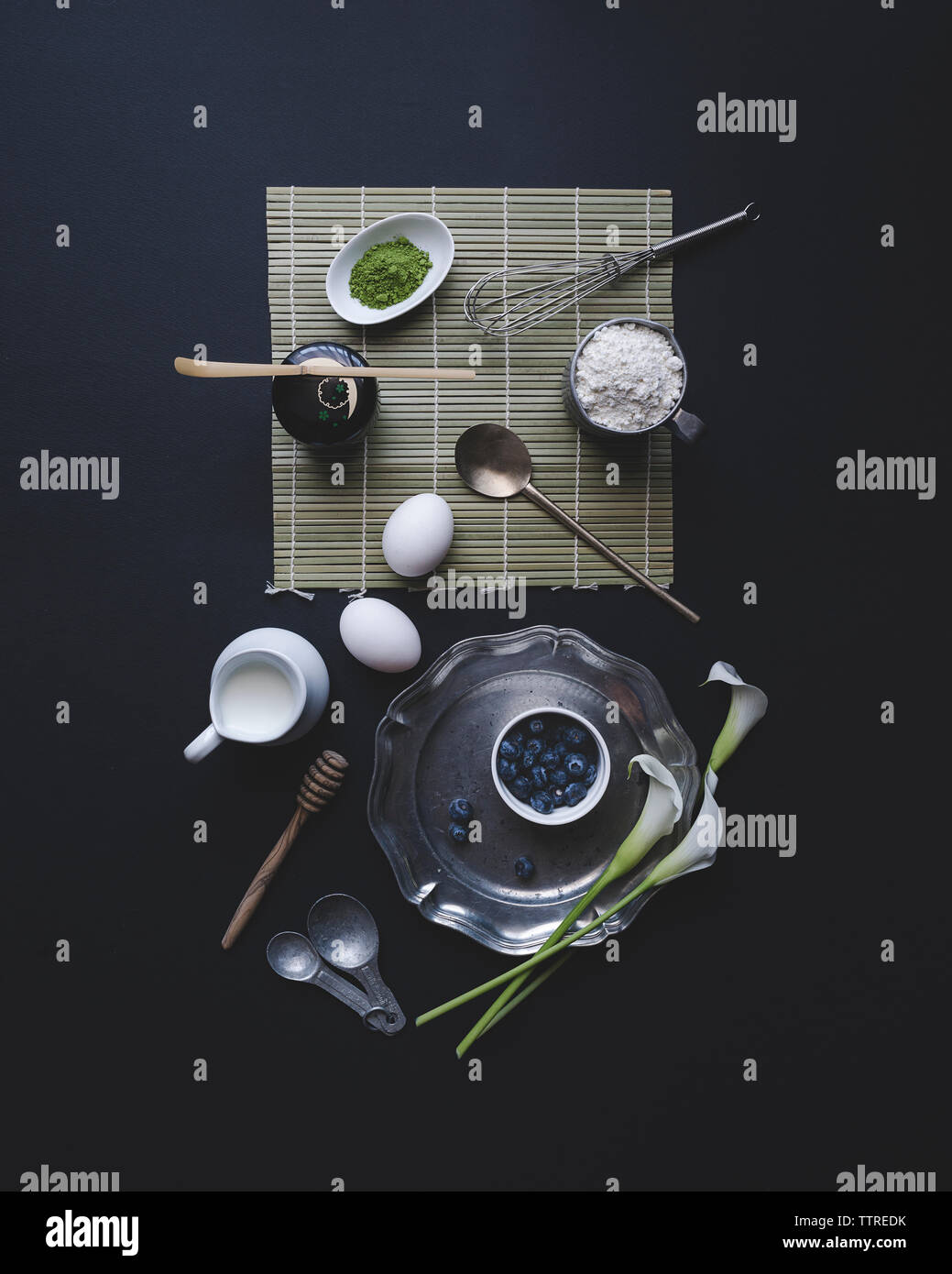 Milk tea overhead hi-res stock photography and images - Alamy