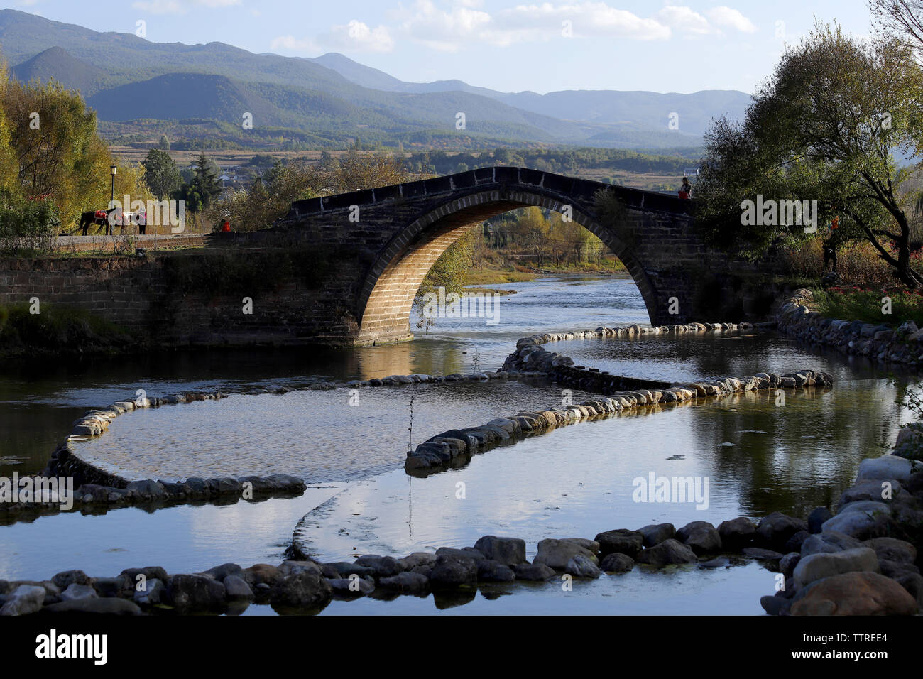 Yujin bridge hi-res stock photography and images - Alamy