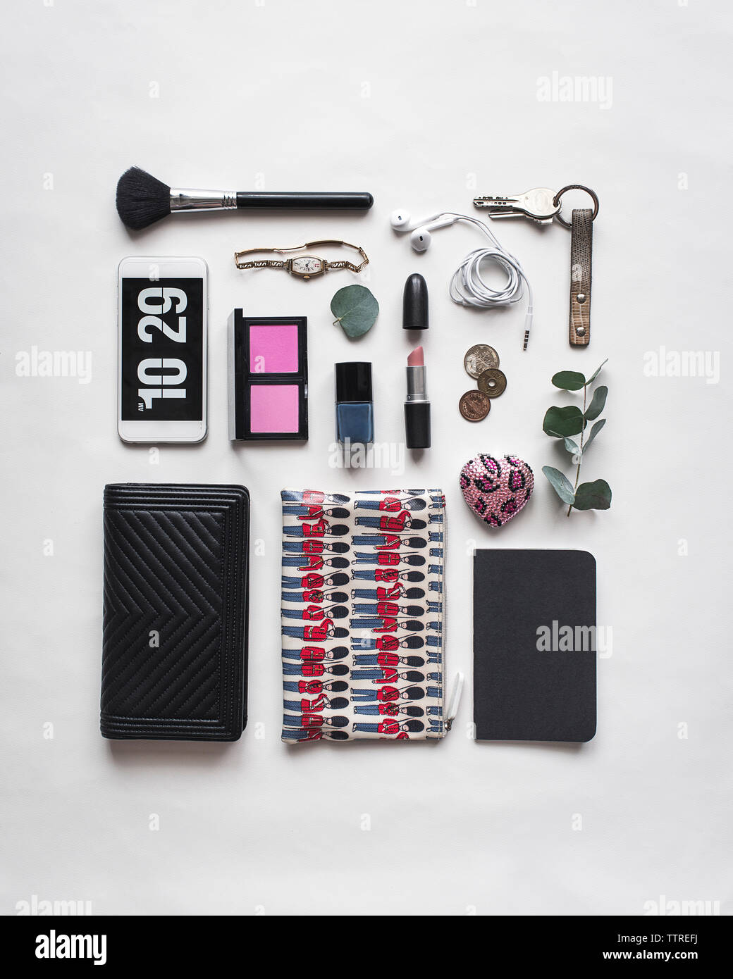 High up connection hi-res stock photography and images - Alamy