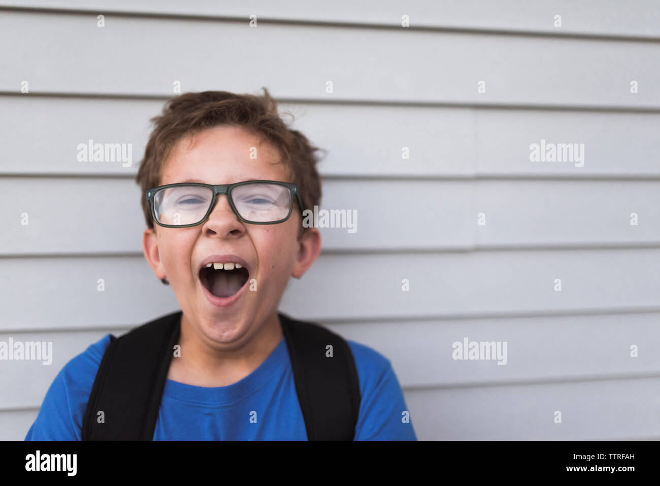 Portrait of male yawning hi-res stock photography and images - Alamy