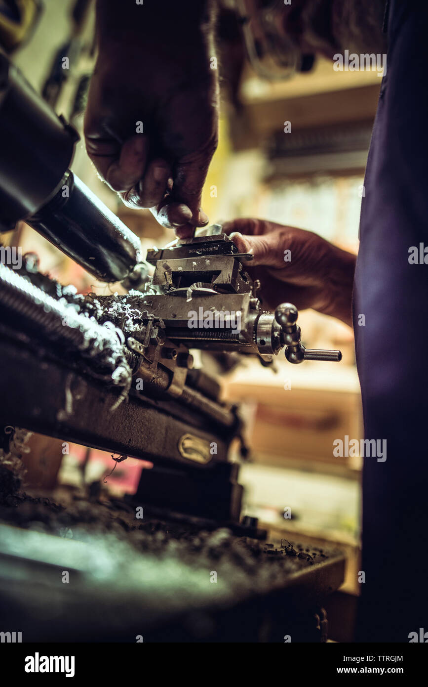 Work operating machinery hi-res stock photography and images - Alamy