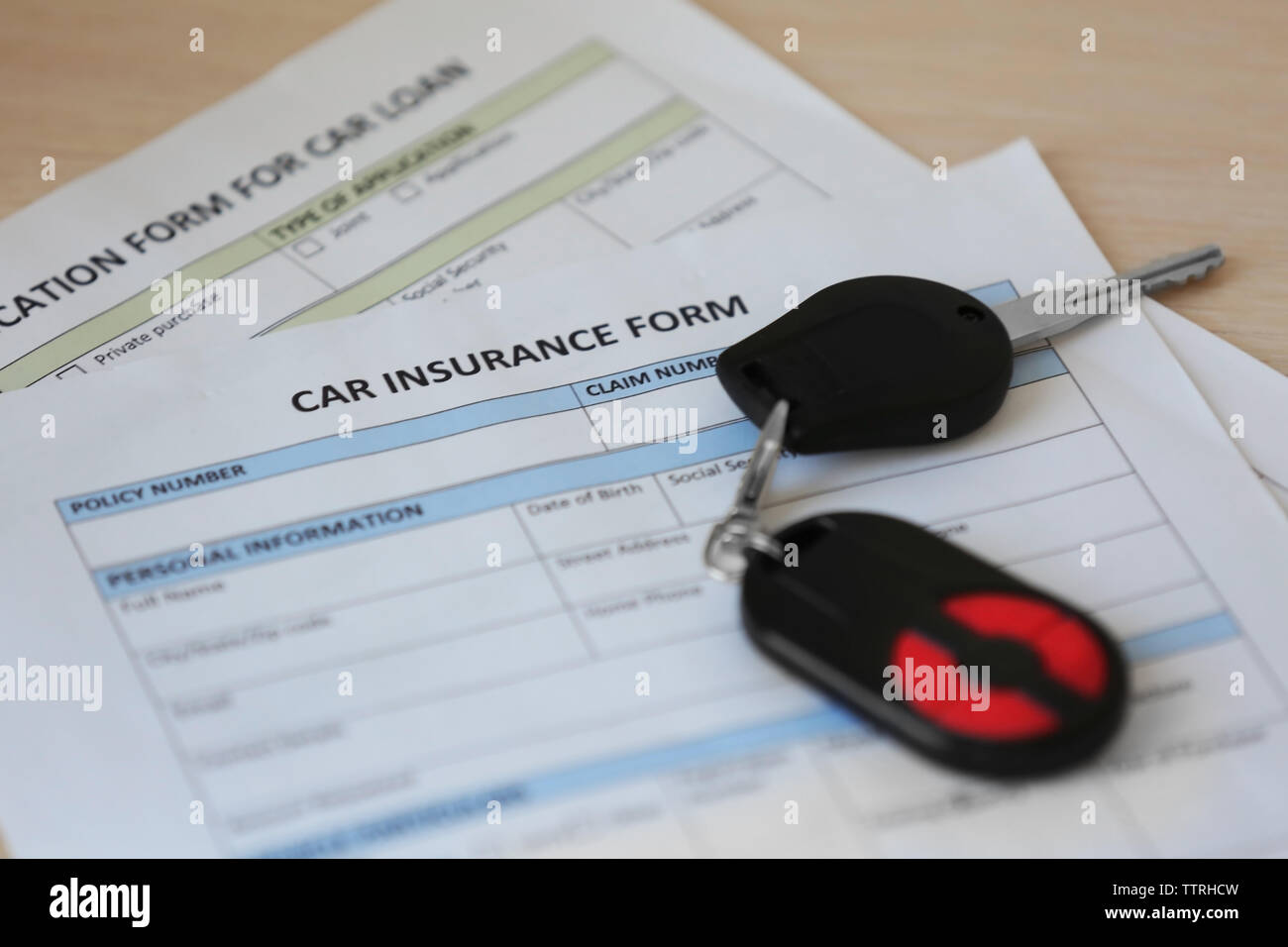 Car insurance paper work hi-res stock photography and images - Alamy