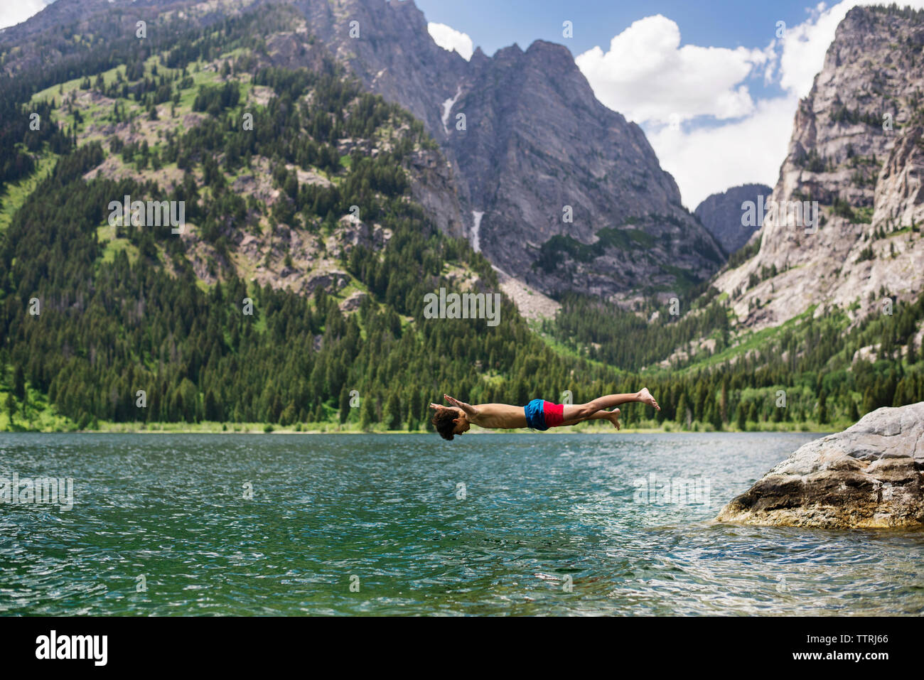 Ethnicity courage diving hi-res stock photography and images - Alamy