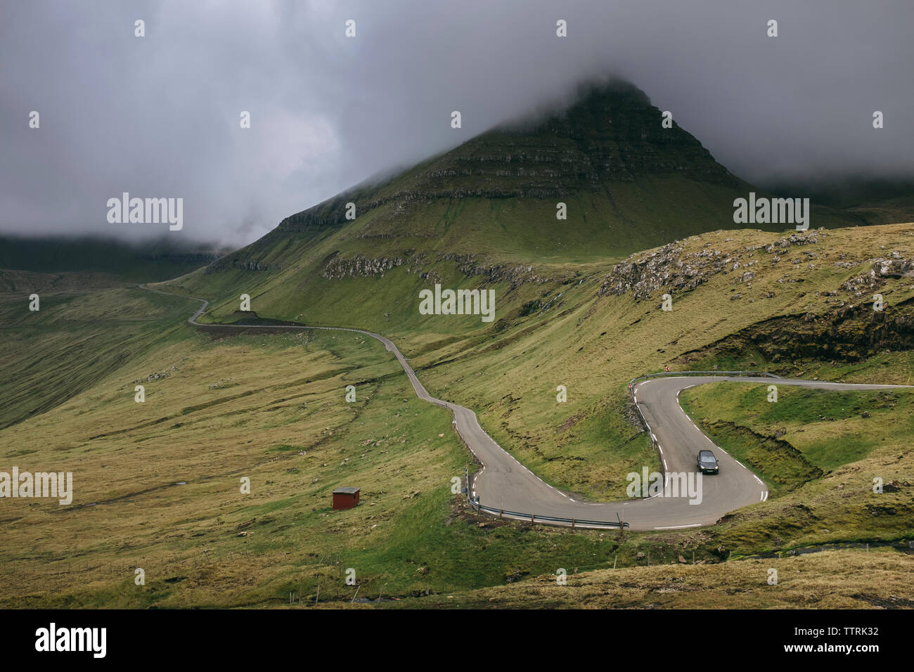 Car winding road hi-res stock photography and images - Alamy