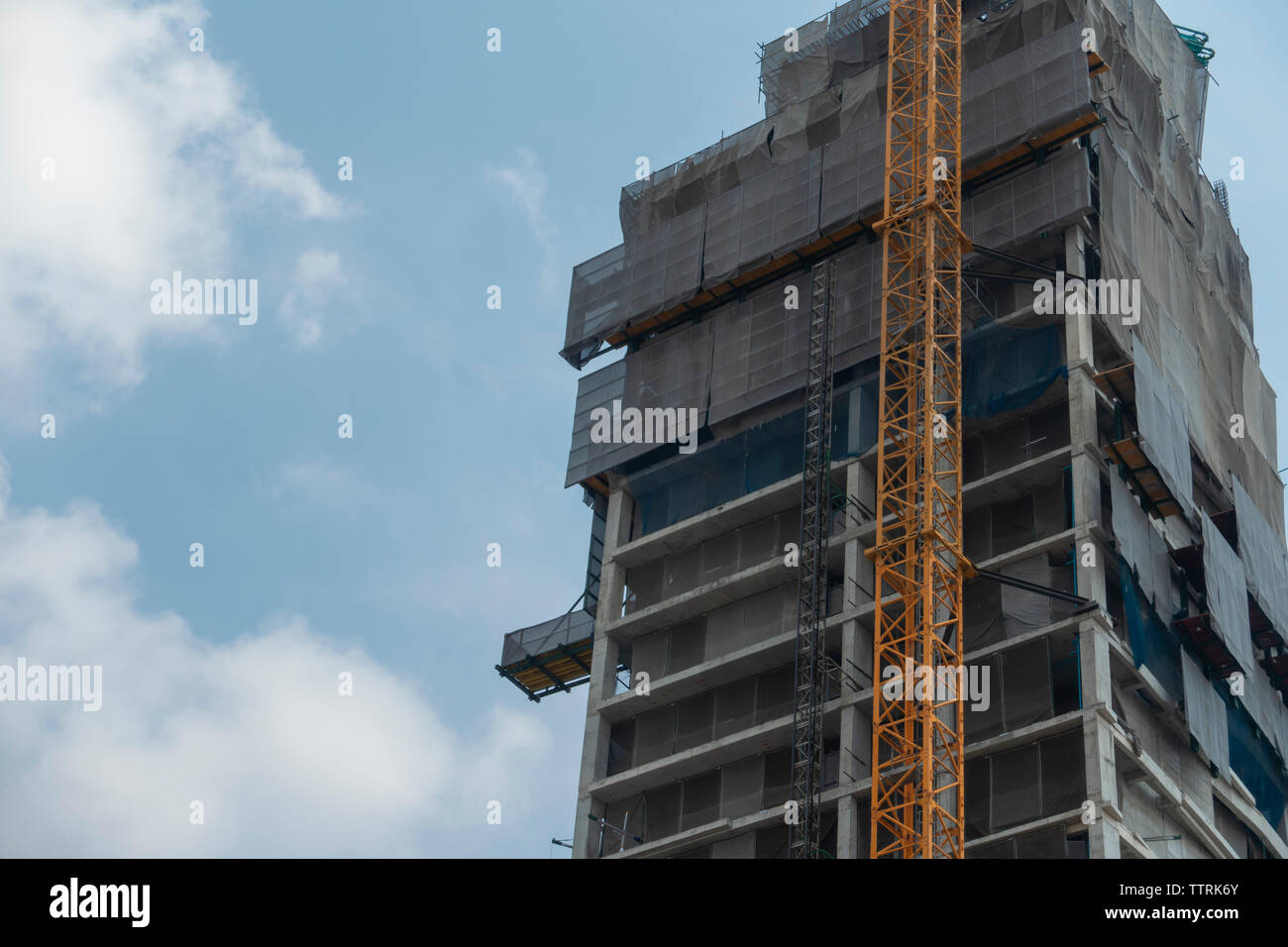 crane on building Stock Photo - Alamy