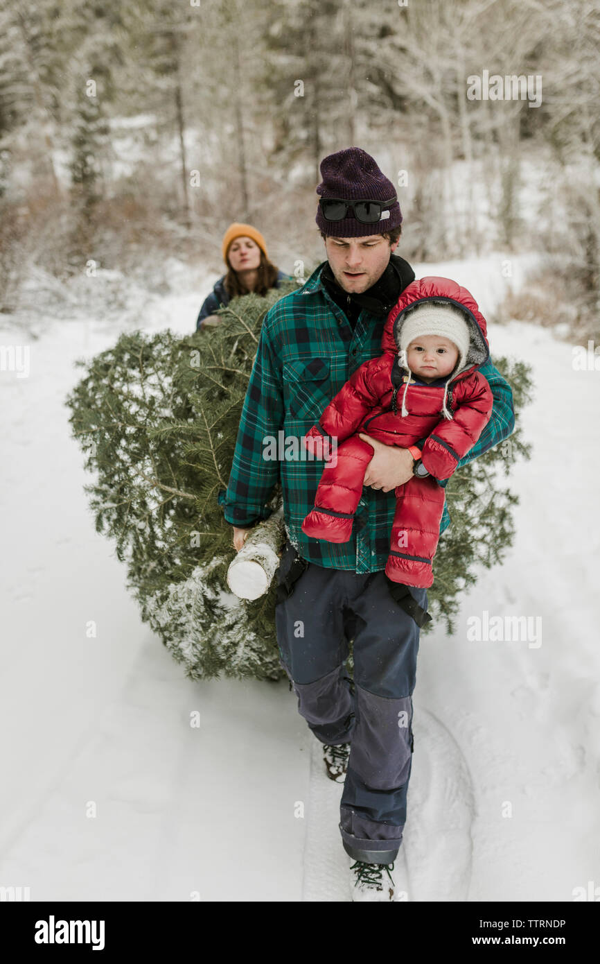 Family tree parents daughter hi-res stock photography and images - Alamy