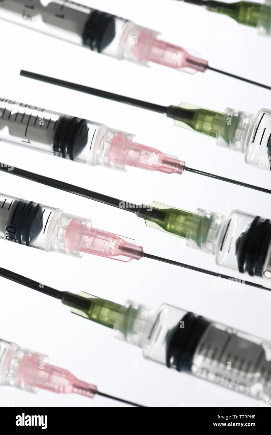 Arrangement of syringes hi-res stock photography and images - Alamy