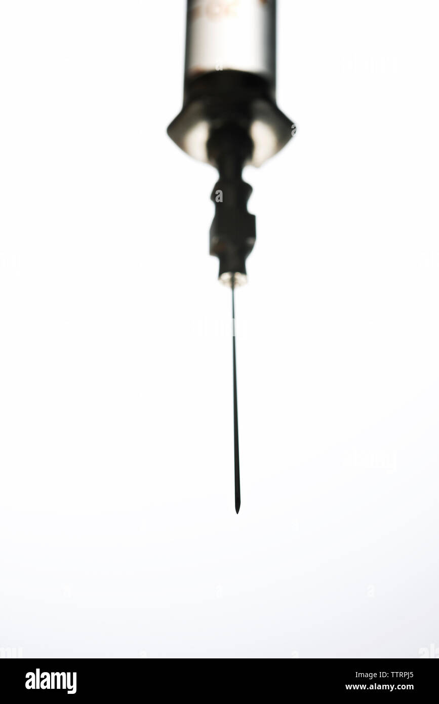 Syringe and needle hi-res stock photography and images - Alamy