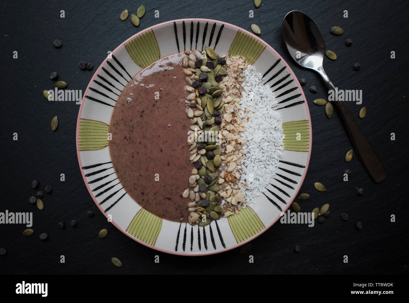 Messy breakfast table hi-res stock photography and images - Alamy