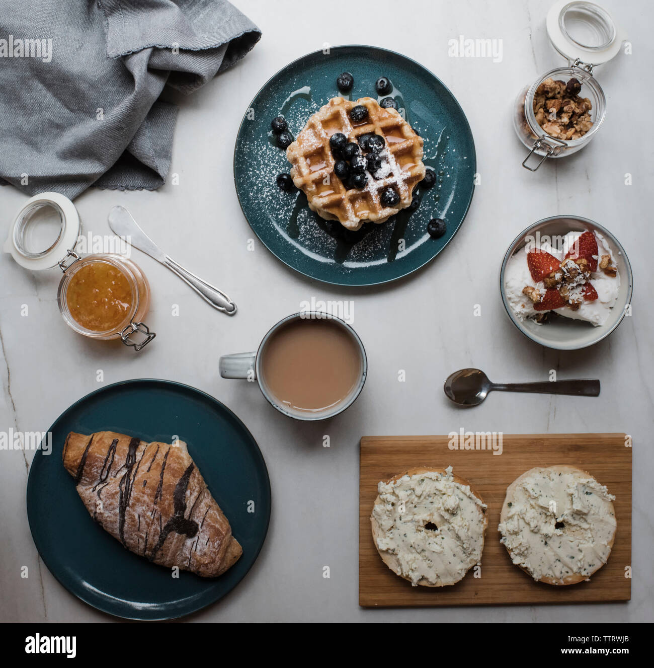 Croissants fresh strawberries breakfast hi-res stock photography and ...