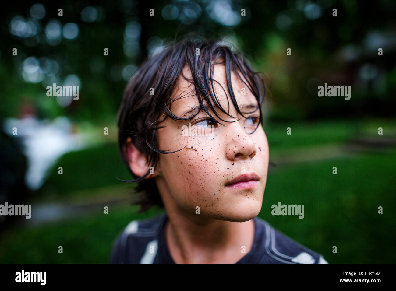 Boy mud face hi-res stock photography and images - Alamy