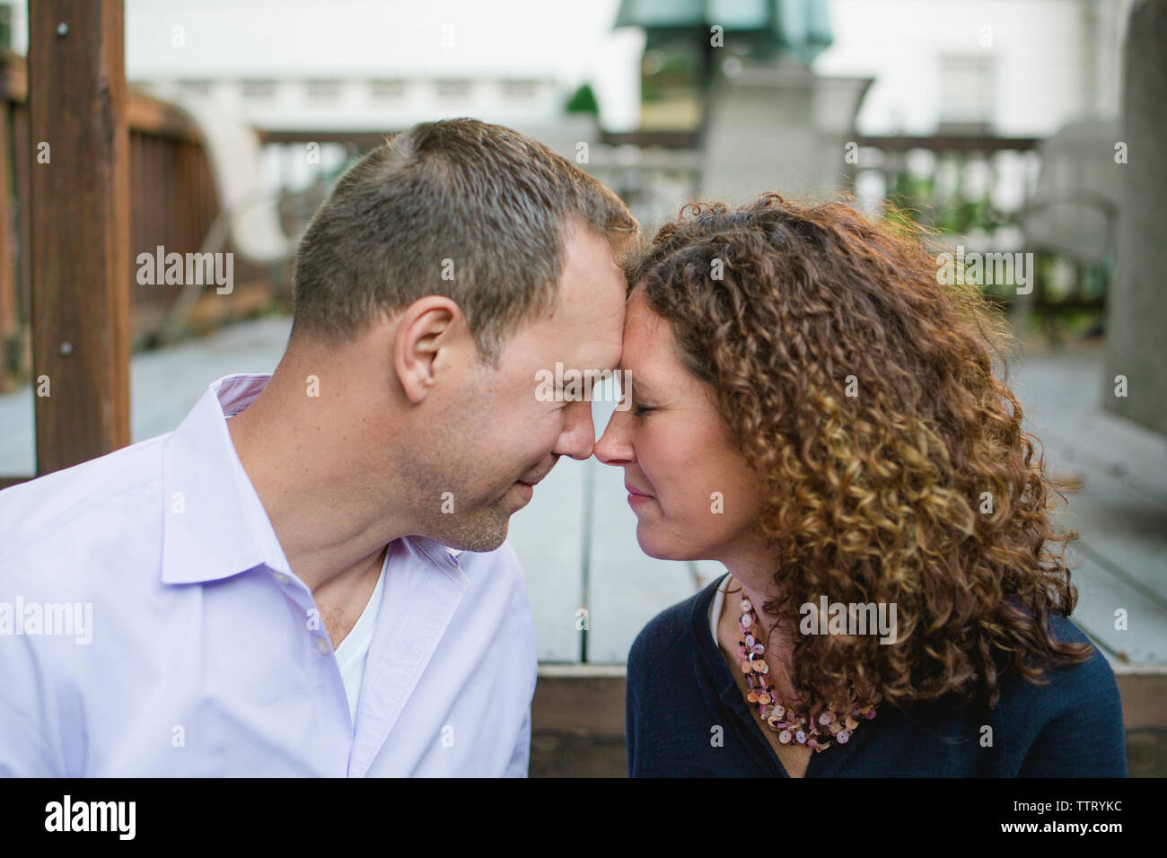 Couple foreheads together hi-res stock photography and images - Alamy